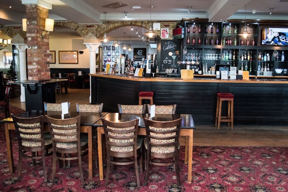 Fox Connaught, London Hotel Price, Address & Reviews