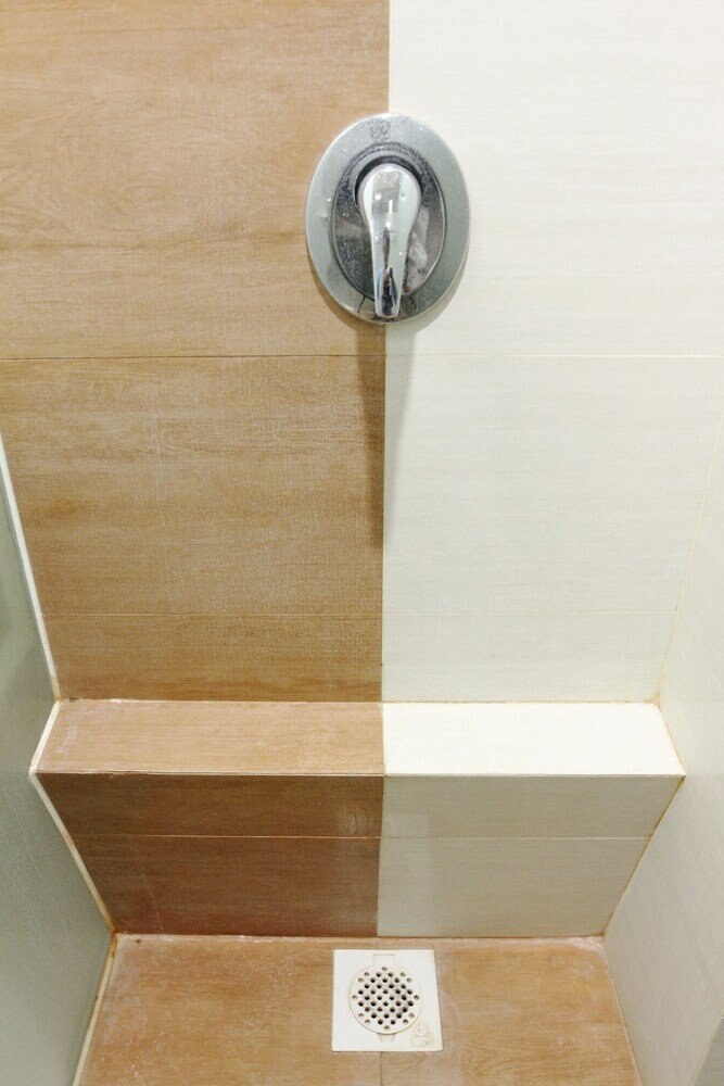 Business Hotel Tomang Hotel Jakarta - Reviews, Photos & Offer