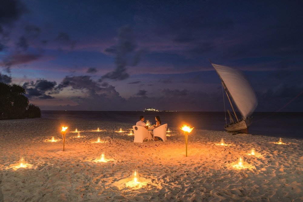 Malahini Kuda Bandos Maldives 𝗕𝗢𝗢𝗞 Maldives Resort 𝘄𝗶𝘁𝗵 𝗙𝗥𝗘𝗘 𝗖𝗮𝗻𝗰𝗲𝗹𝗹𝗮𝘁𝗶𝗼𝗻