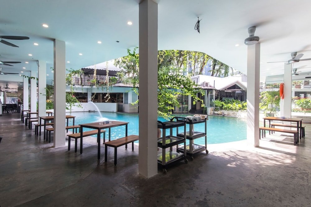 Lodge Paradize Hotel by The Sqwhere, Kuala Lumpur Hotel Price, Address ...