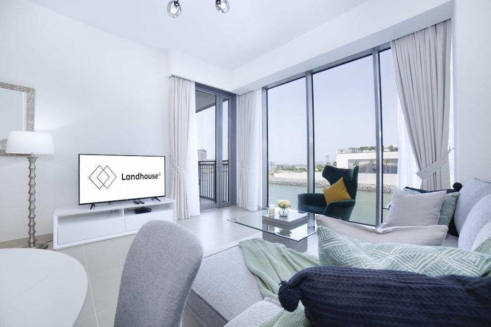 Unit 209 52 42 Tower 1 Apartment Dubai - Reviews, Photos & Offer