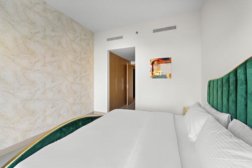2BR 203 Bellevue Tower 1 𝗕𝗢𝗢𝗞 Dubai Apartment 𝘄𝗶𝘁𝗵 𝗙𝗥𝗘𝗘 𝗖𝗮𝗻𝗰𝗲𝗹𝗹𝗮𝘁𝗶𝗼𝗻